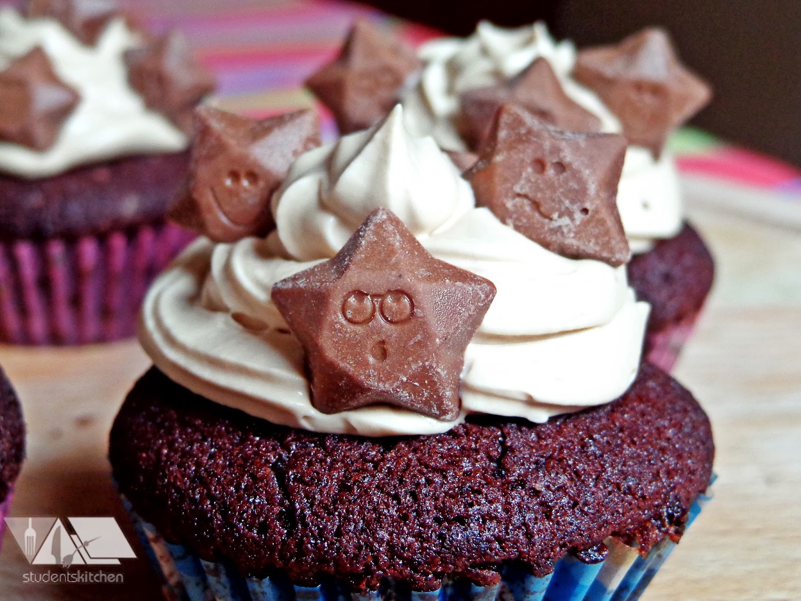 Students Kitchen: Milky way & magic stars cupcakes