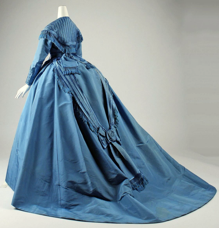 Gods and Foolish Grandeur: Style at its greatest circumference - the ...