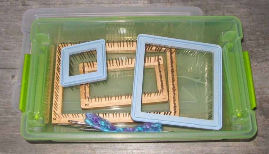 Pin Loom Weaving: Pin Loom Containers