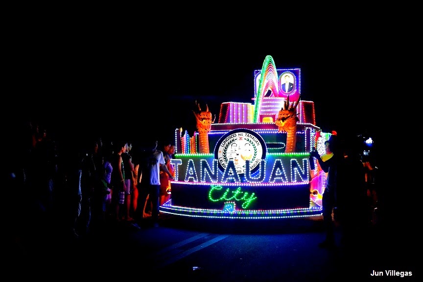 Smart Backpacker: Parade of Lights in Tanauan City, Batangas