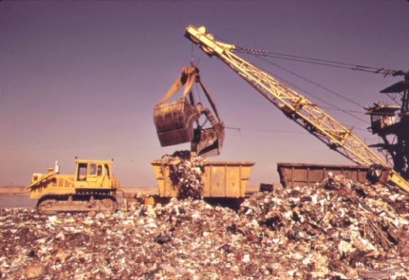 What Can We Do to Save Our Planet?: Garbage