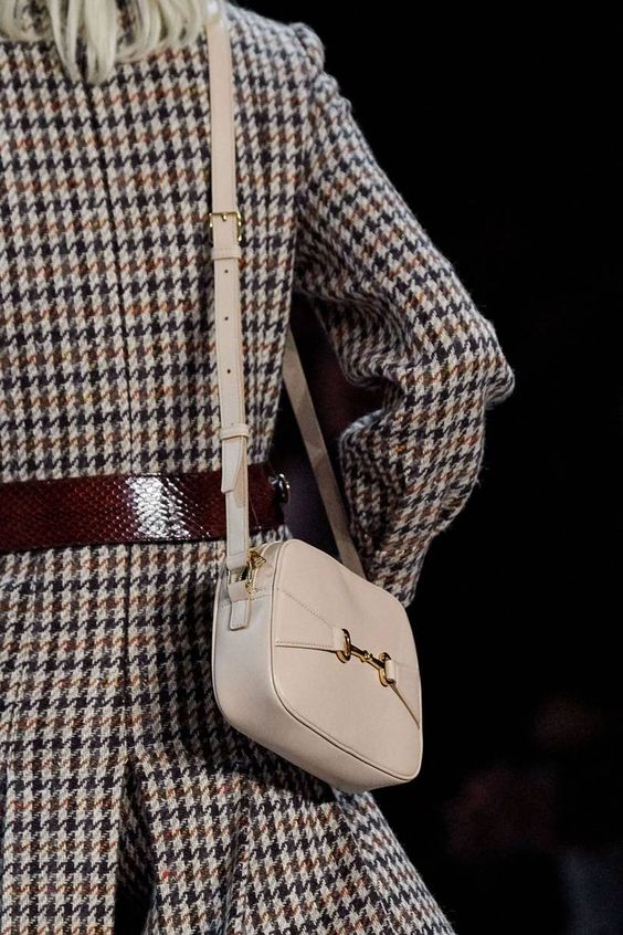 S in Fashion Avenue: THE BOURGEOISE FASHION TREND FOR FALL 2019