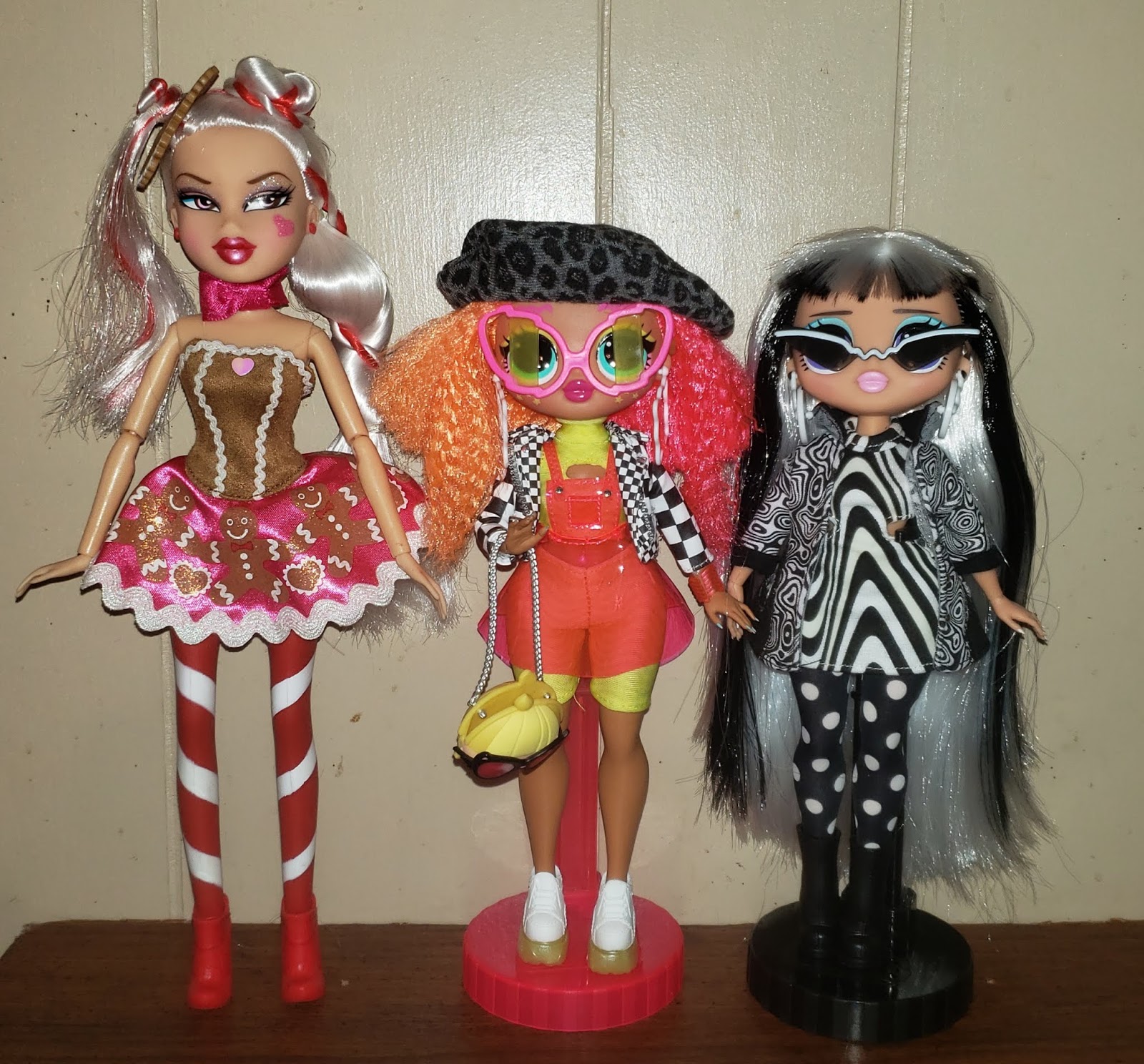 Confessions of a Dolly Lover: Modern crap, part 2: L.O.L. O.M.G.
