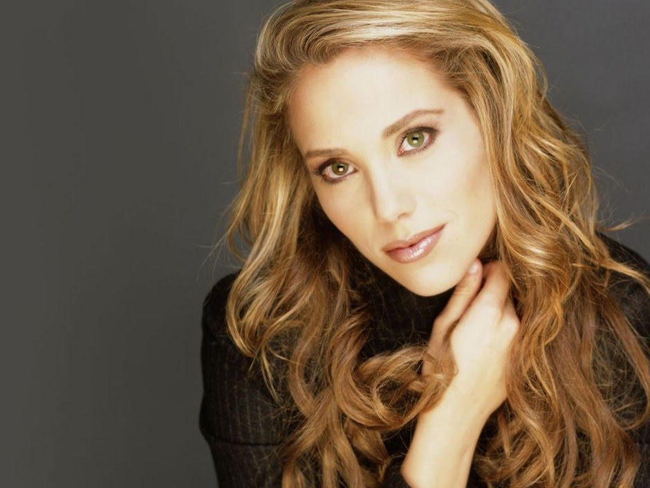 Vibeology: Elizabeth Berkley: An Interview with a Goddess