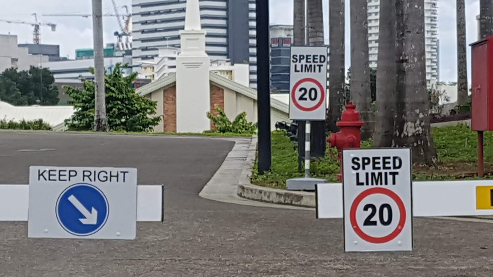 Cebu City Philippines Temple: Traffic Signages