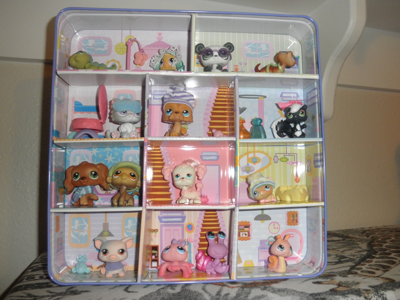 Collectomania: LPS Set - Target Collector Tin 1