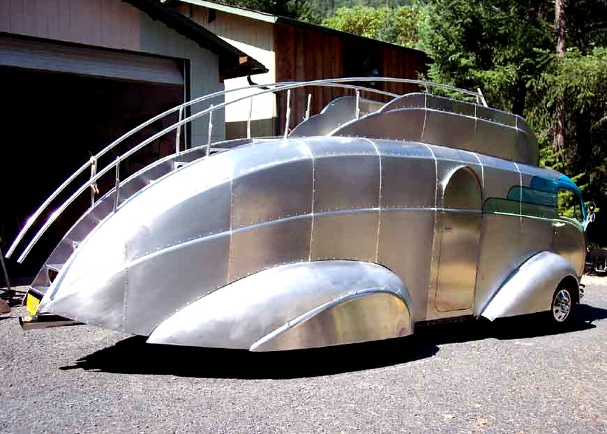 The Flying Tortoise: Art Deco Motorhome...