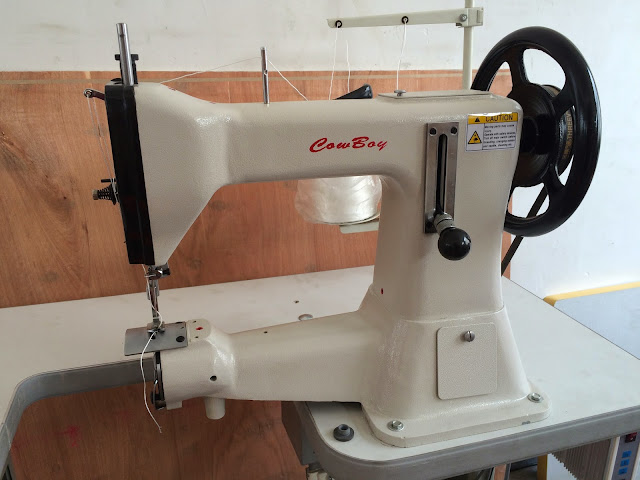 Heavy duty industrial sewing machines: Leather sewing machine