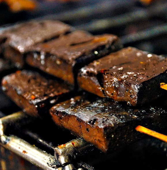 Cooking Pinay: Betamax (Grilled Chicken/Pork Blood)