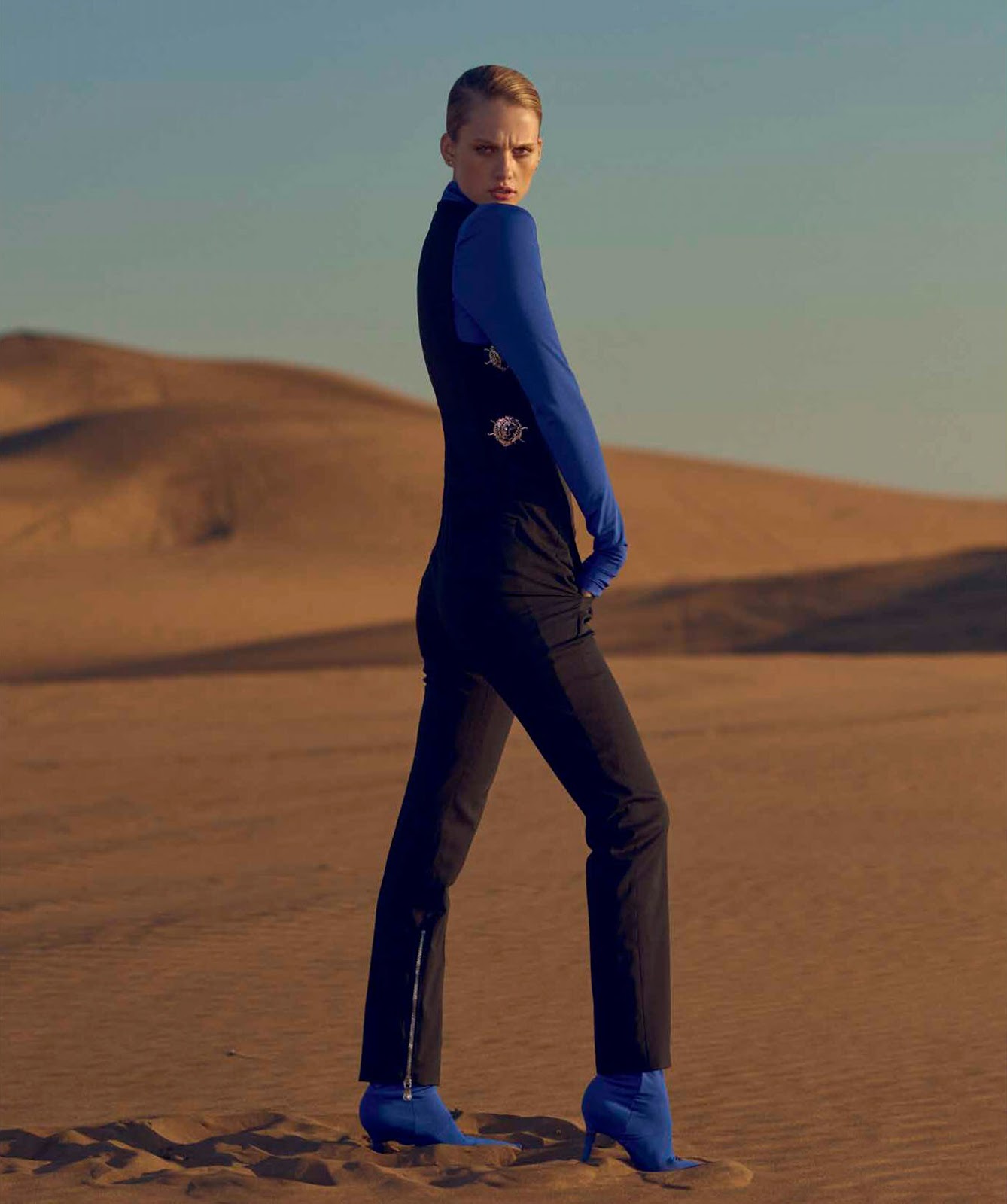 Hazel Graye in Harper's Bazaar Chile July 2017 by Paola Velásquez