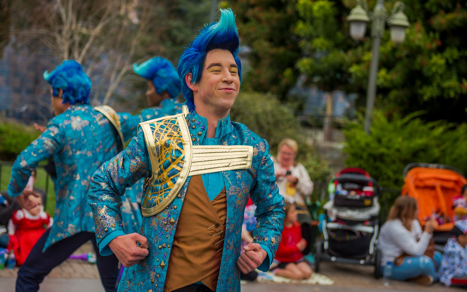 Magic Happens: Mickey and Friends