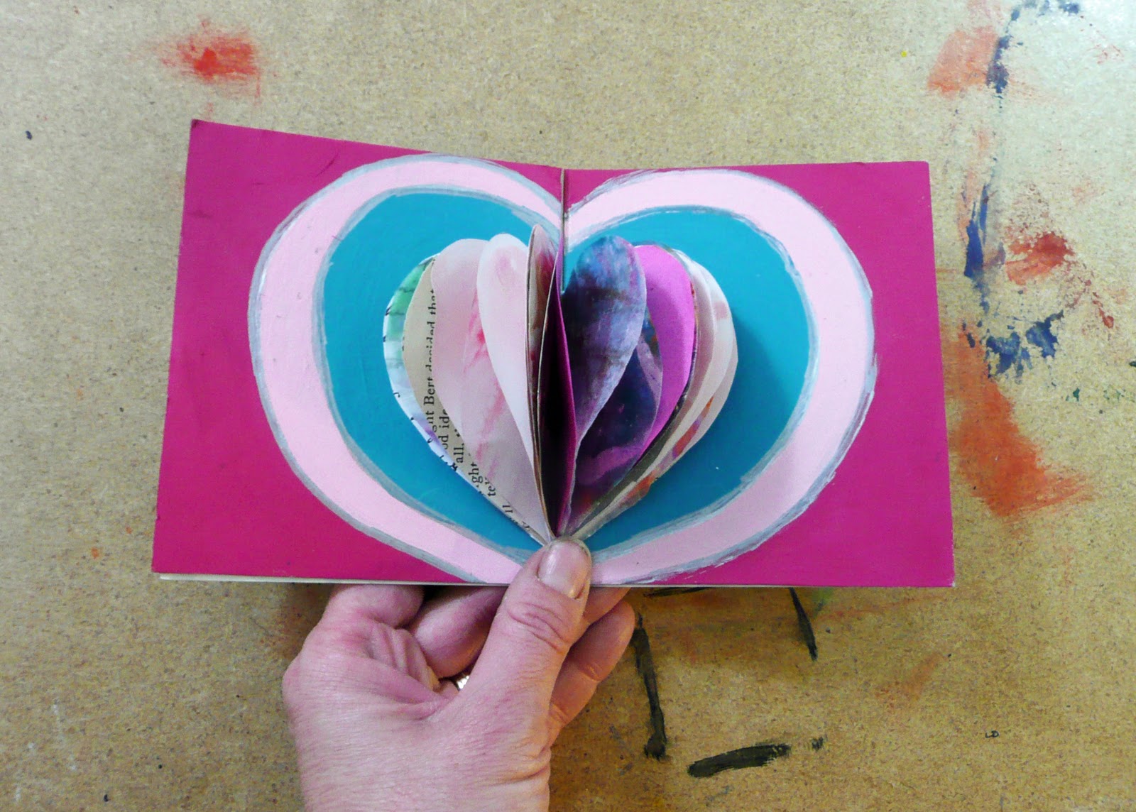 that artist woman: How to Make a Heart Book