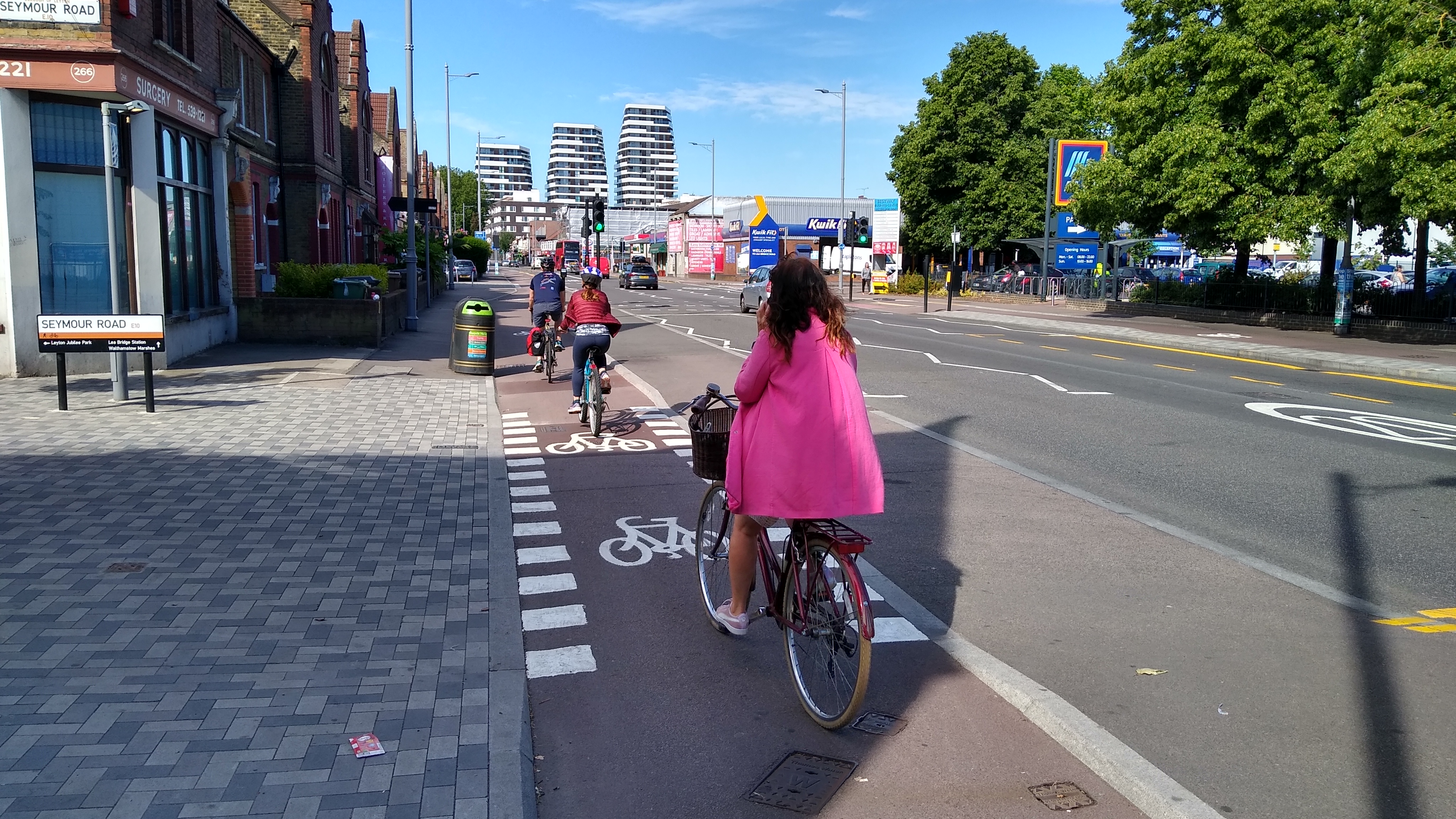 The Ranty Highwayman: #LDNCycleSafari Goes Solo: Lea Bridge Road ...