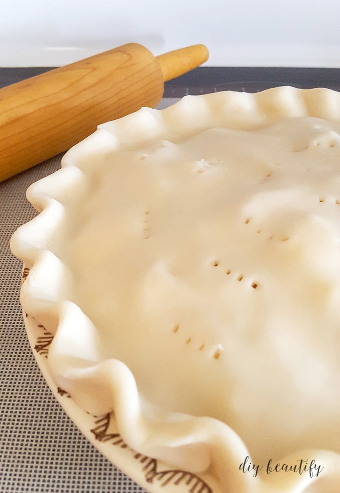 Perfect Apple Pie Recipe - DIY Beautify - Creating Beauty at Home