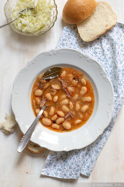 Provereni recepti by Maja Babić: Čorbast pasulj