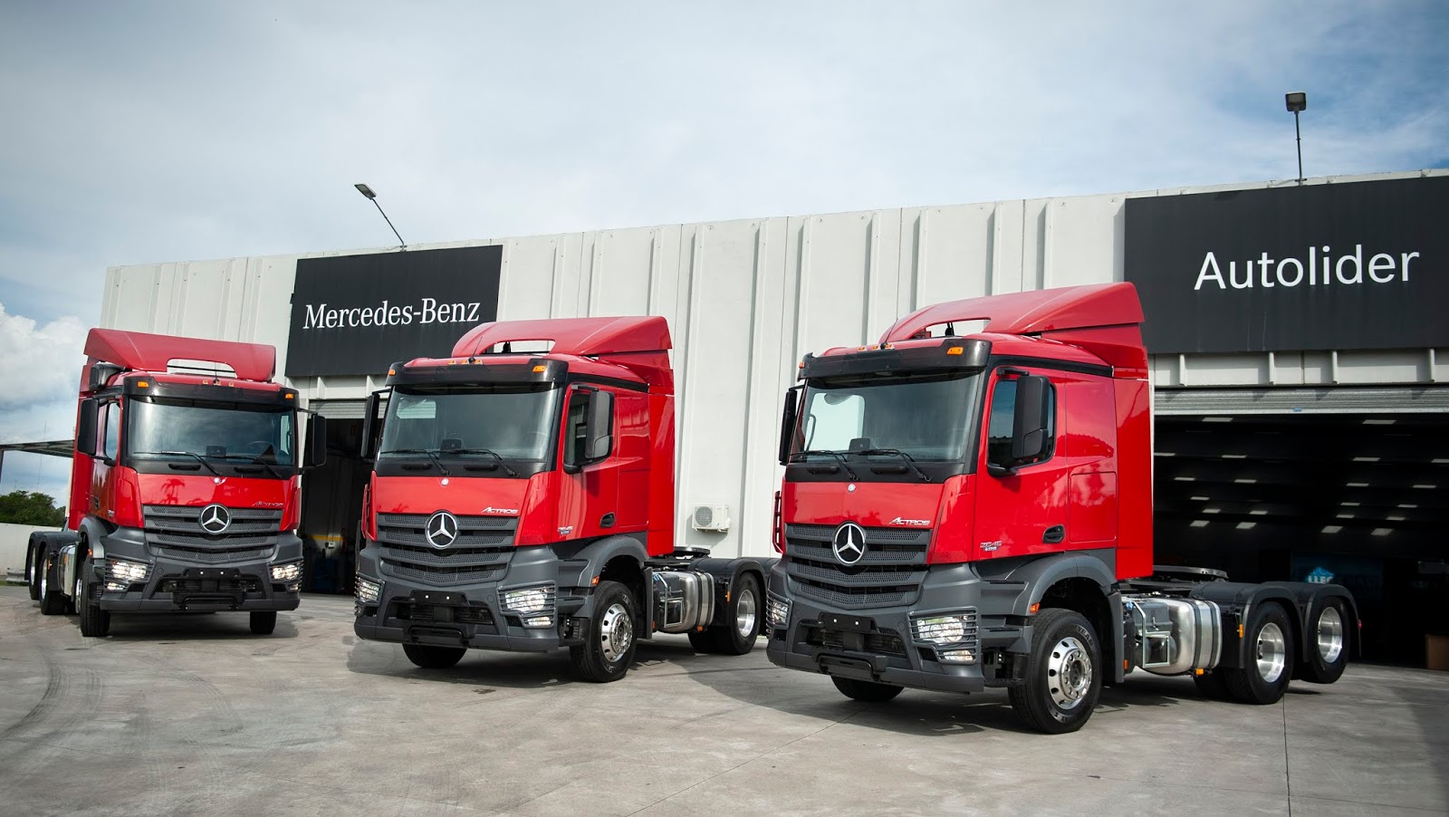 El Mercedes-Benz New Actros deslumbró durante la Expoactiva Nacional ...