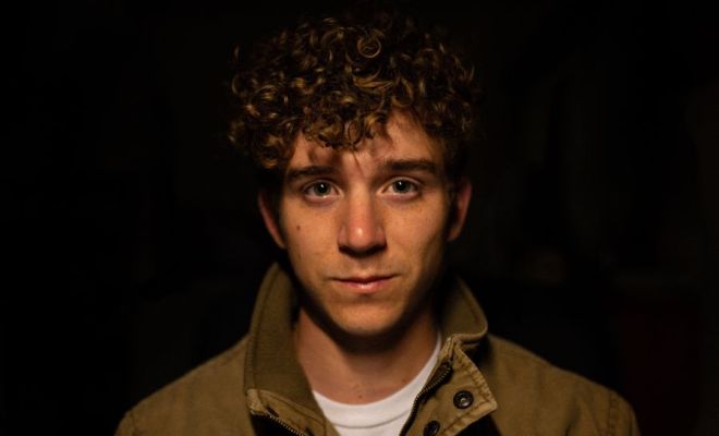 Comment se rapprocher d’un mec timide