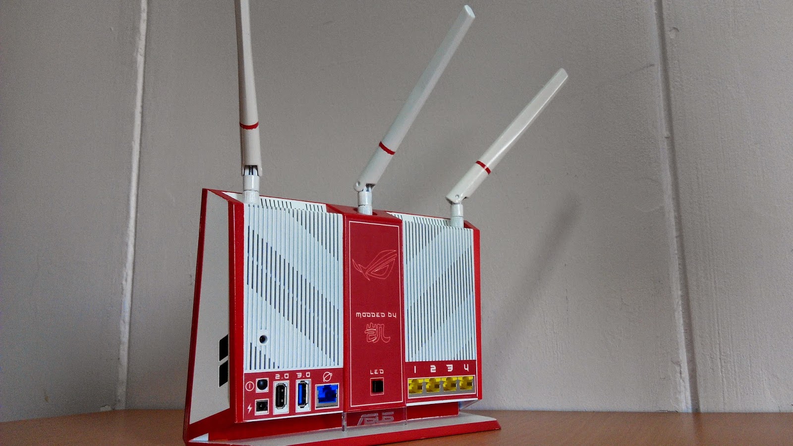 [Project Siren] Custom Aesthetic ROG Mod on the ASUS RT-AC68U Router ...