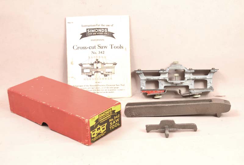 The Valley Woodworker: Simonds Crescent Saw Tools