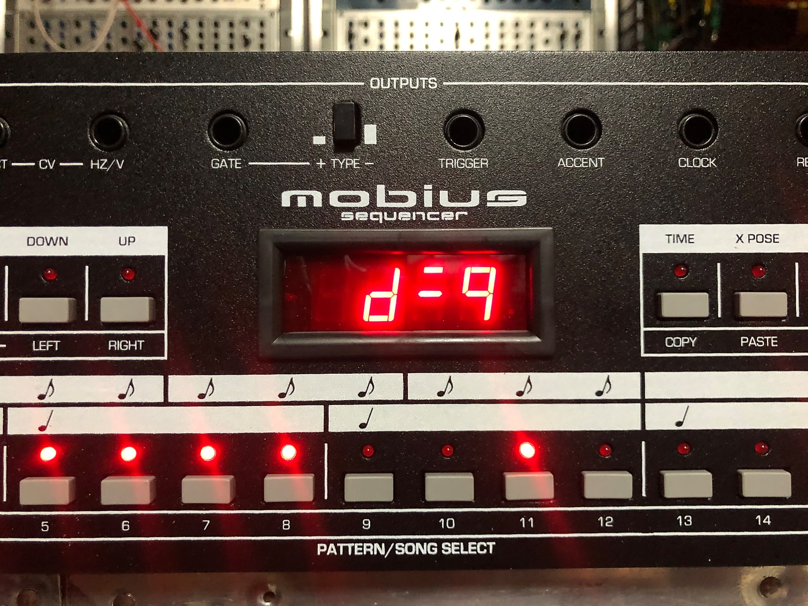 MATRIXSYNTH: Future Retro Mobius MIDI & CV Step Sequencer