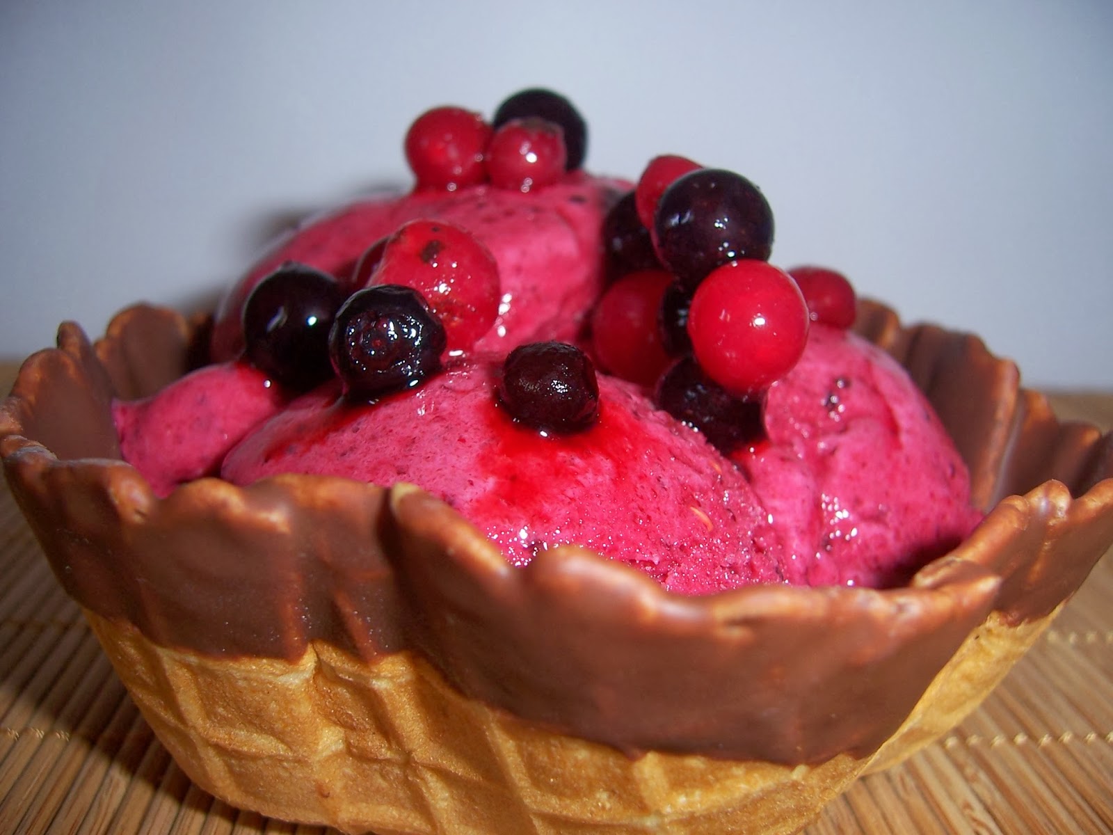Como Cocino Yo: HELADO DE FRUTAS DEL BOSQUE y YOGURT