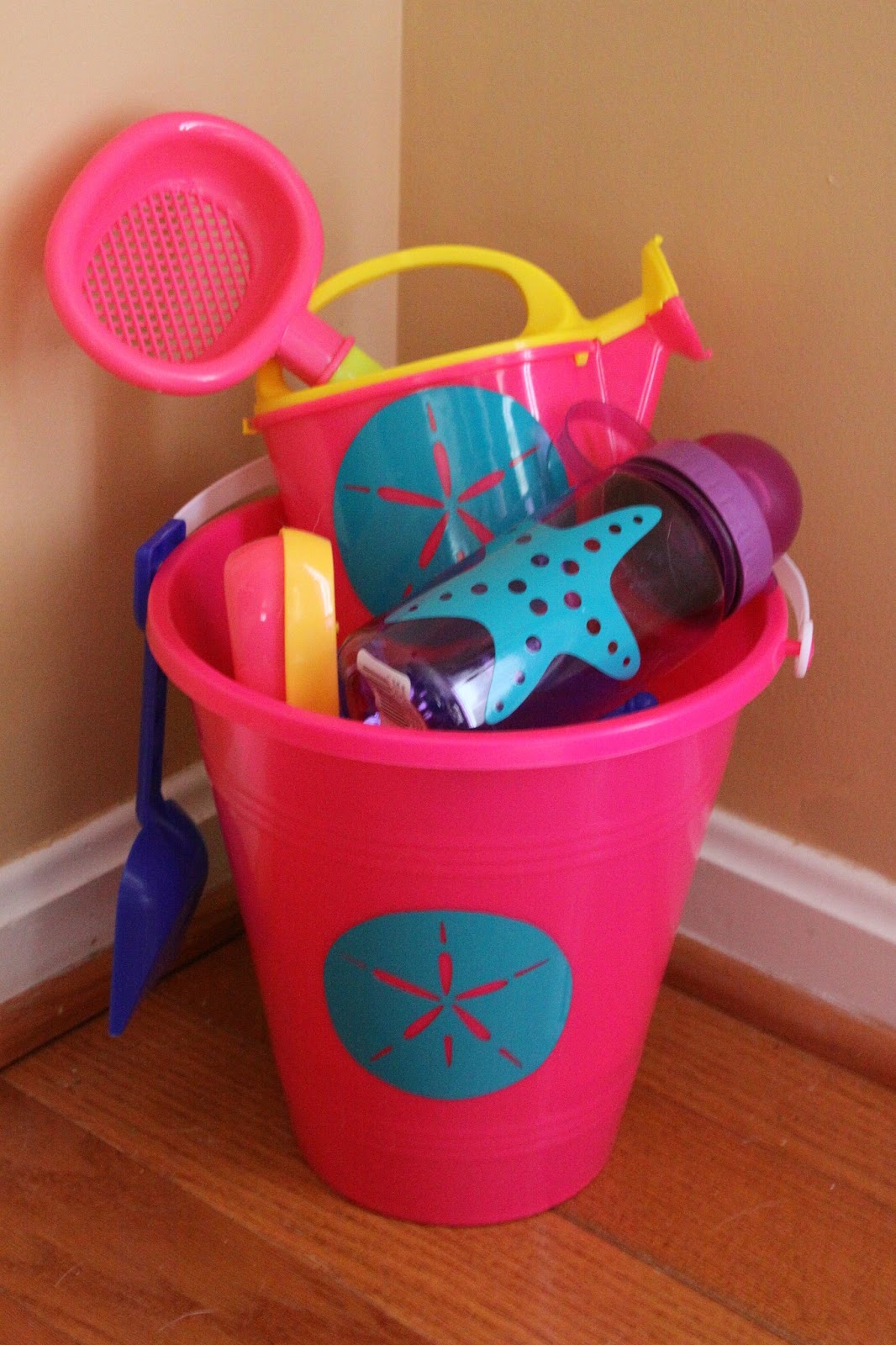 Our Pinteresting Family: Buckets of Fun