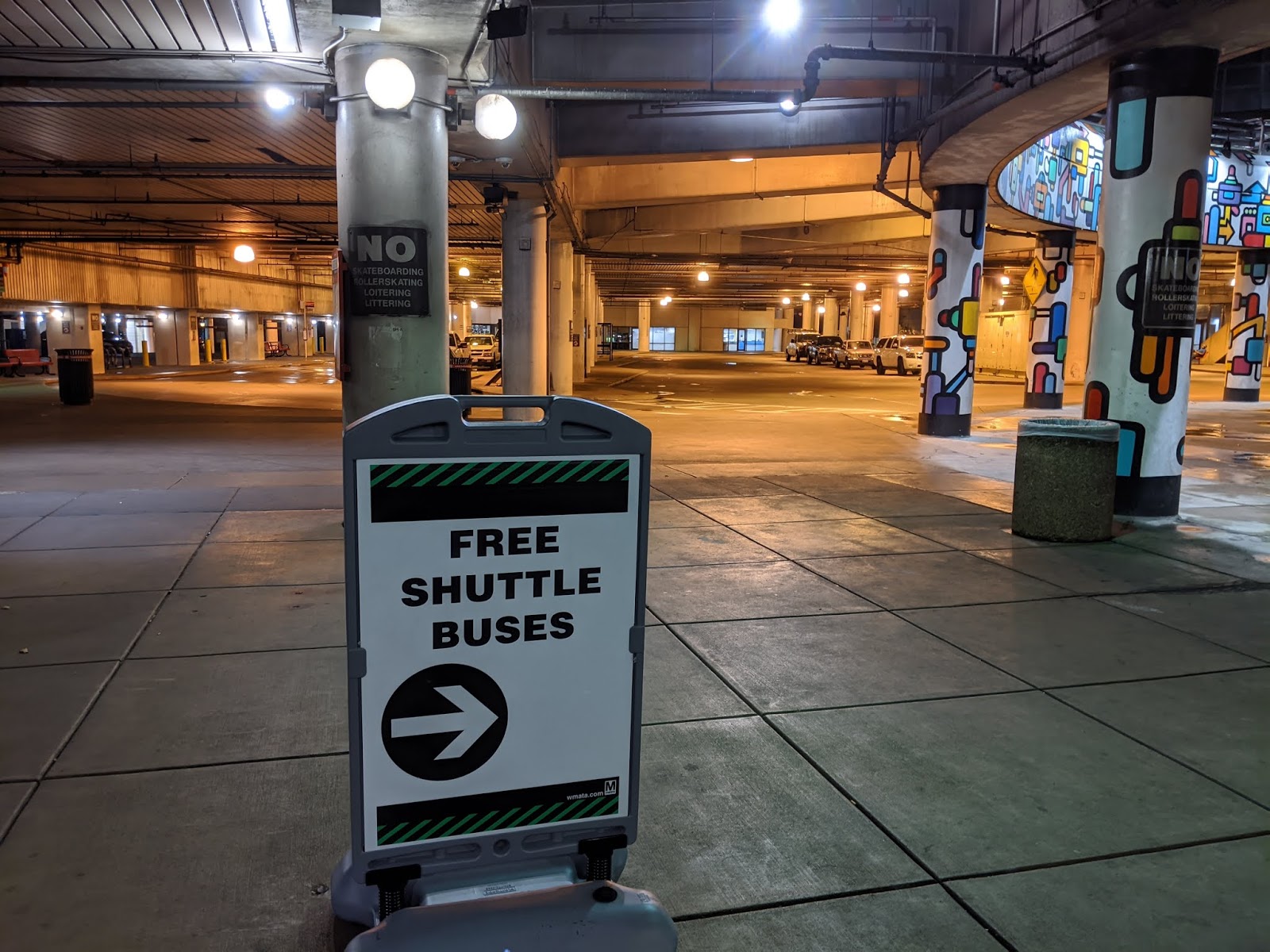 Robert Dyer @ Bethesda Row: WMATA using Greyhound, Bolt Bus as shuttles ...