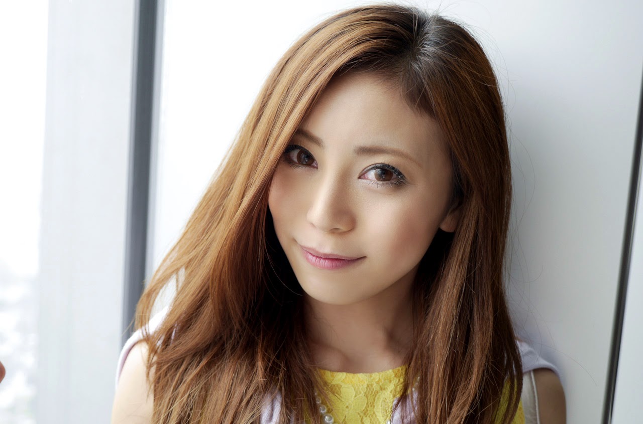 Foto Super Hot - Madoka Hitomi - Agen Poker dan Domino Online Terbaik di Indonesia MiyabiPoker ...