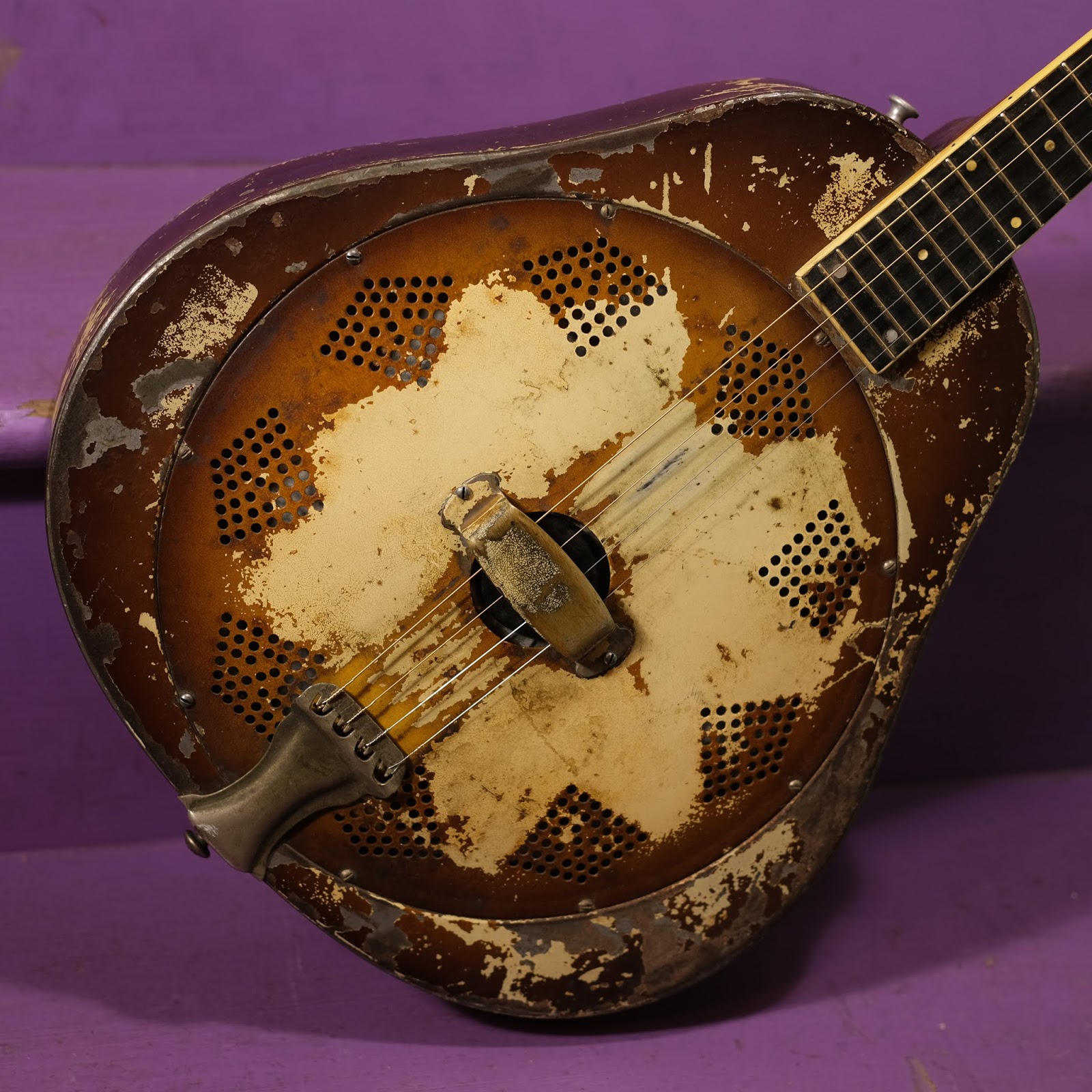 Back in the Shack: 1930s National 4-String Resonator Mandolin