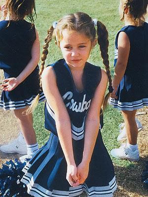 miley cyrus mini biography and childhood pictures ~ arnold schwarzenegger