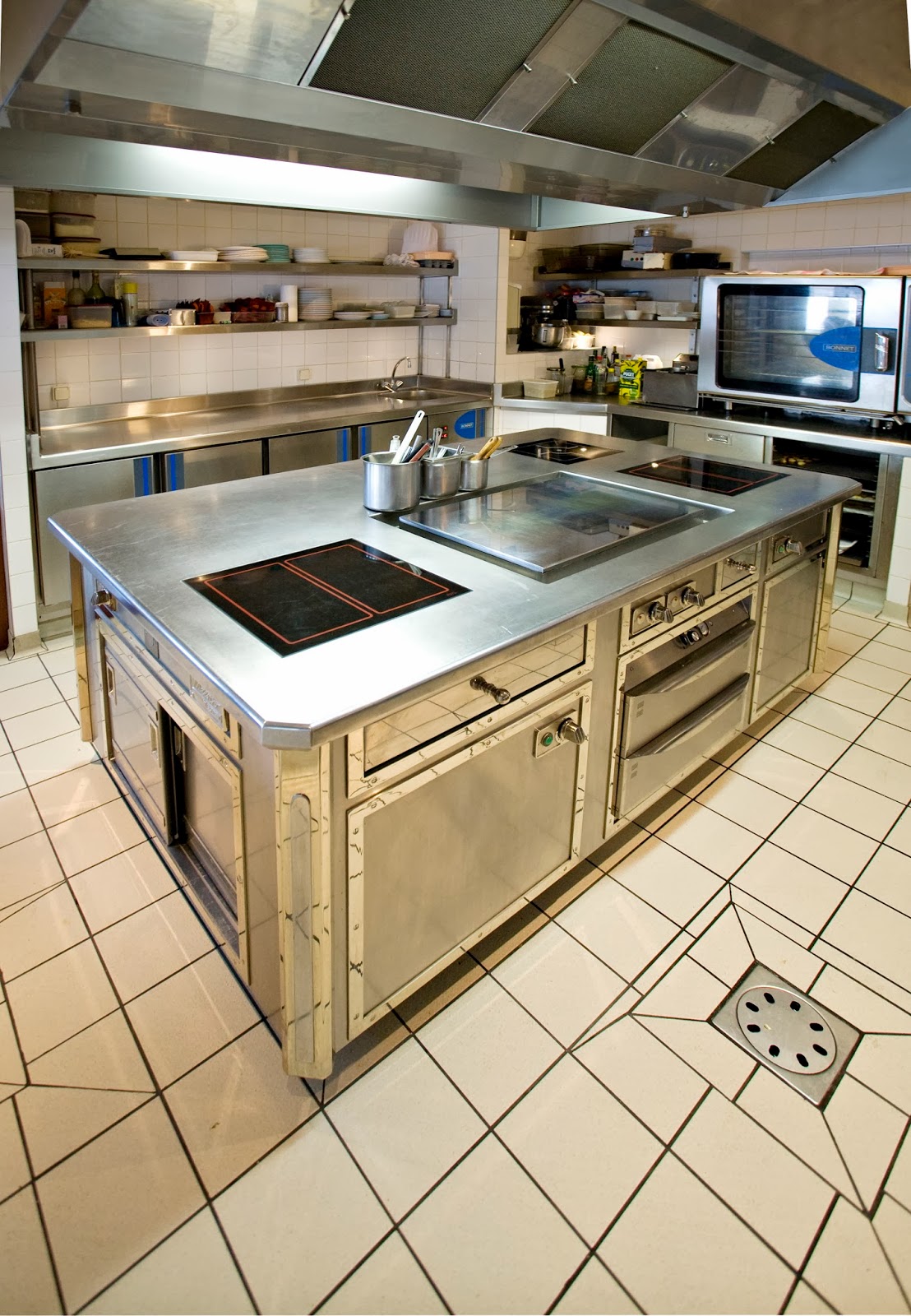 Kitchen Consult: Kitchen Consult y "Bonnet"