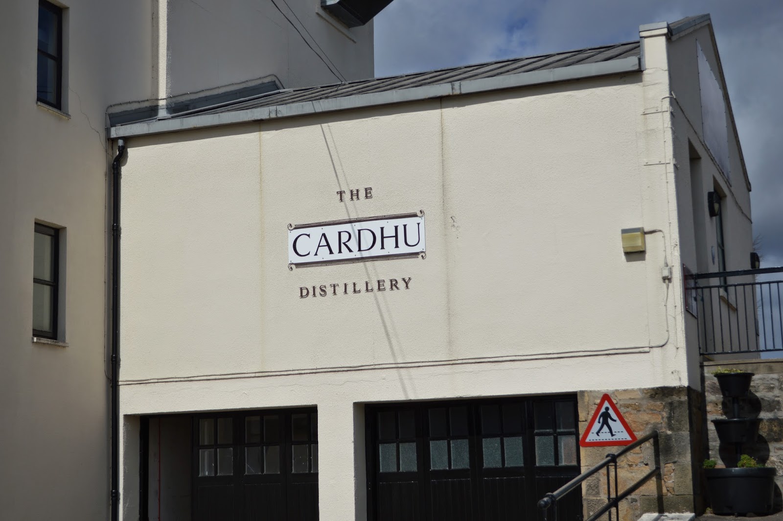 Small Town Oil Wife: Cardhu Distillery Tour