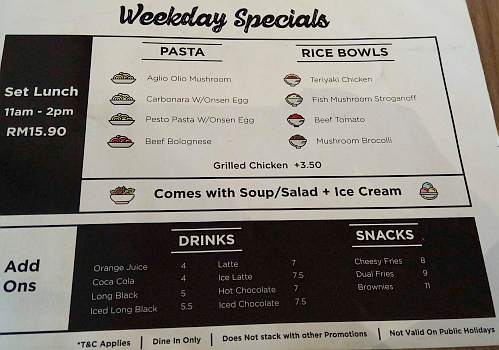 (Eat to Live) or (Live to Eat): WG Good Blue Men Cafe