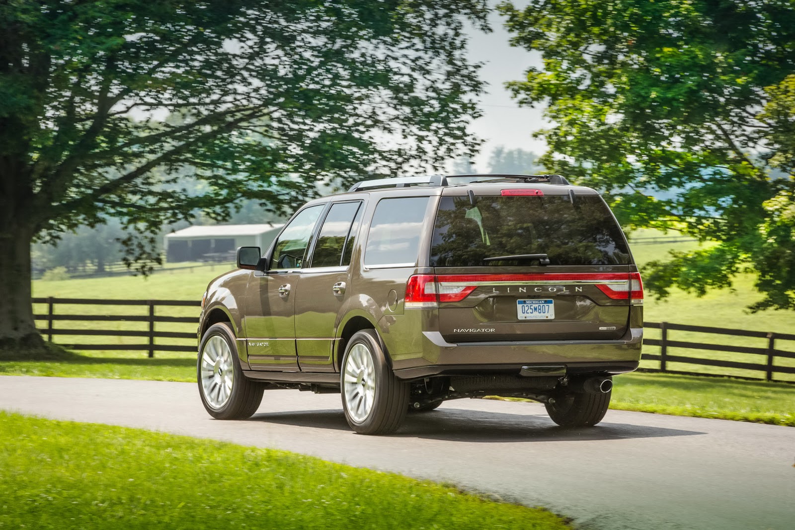 Fotos – Lincoln Navigator 2015 – Autos Hoy