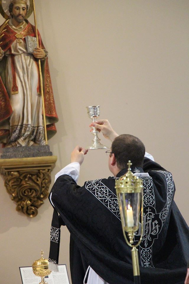 New Liturgical Movement: An EF Requiem Mass for Fr Jacques Hamel