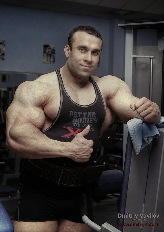 Worldwide Bodybuilders: Russian muscle god Sergey Bazarov