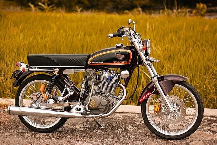22 Gambar HD Modifikasi Honda CB 100 Terbaru 2020