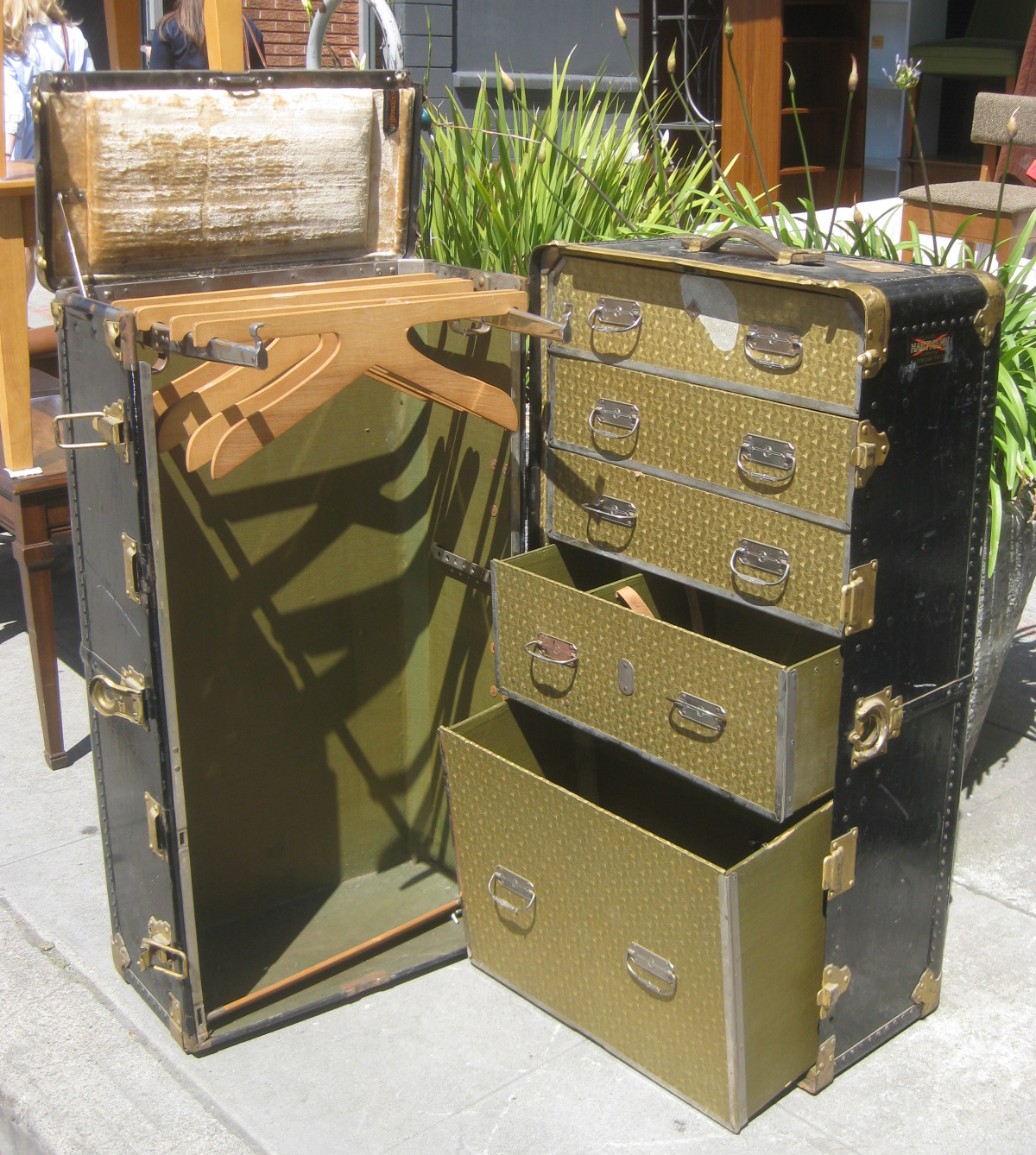 Steamer Trunks For Sale | semashow.com