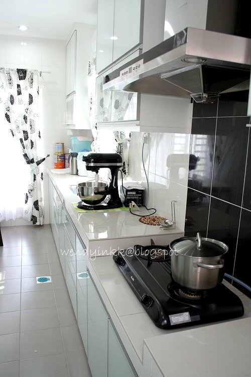 Table for 2.... or more: My Kitchen and FAQ on your Demand- Get to know ...