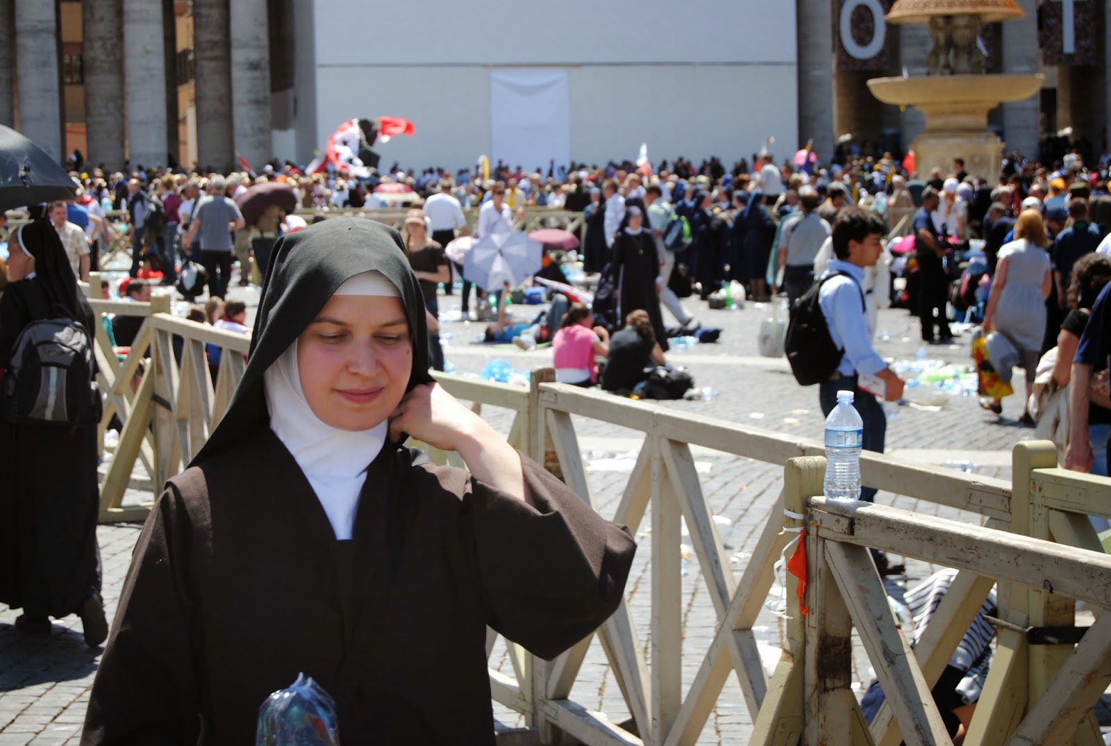 Orbis Catholicus Secundus: Traditional Nuns Habits in the Vatican