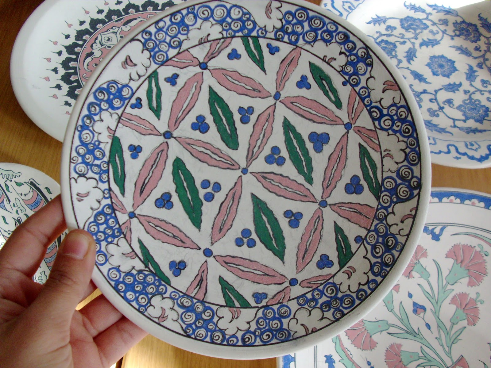 A Bit of Everything: Çini seramik / Ceramics