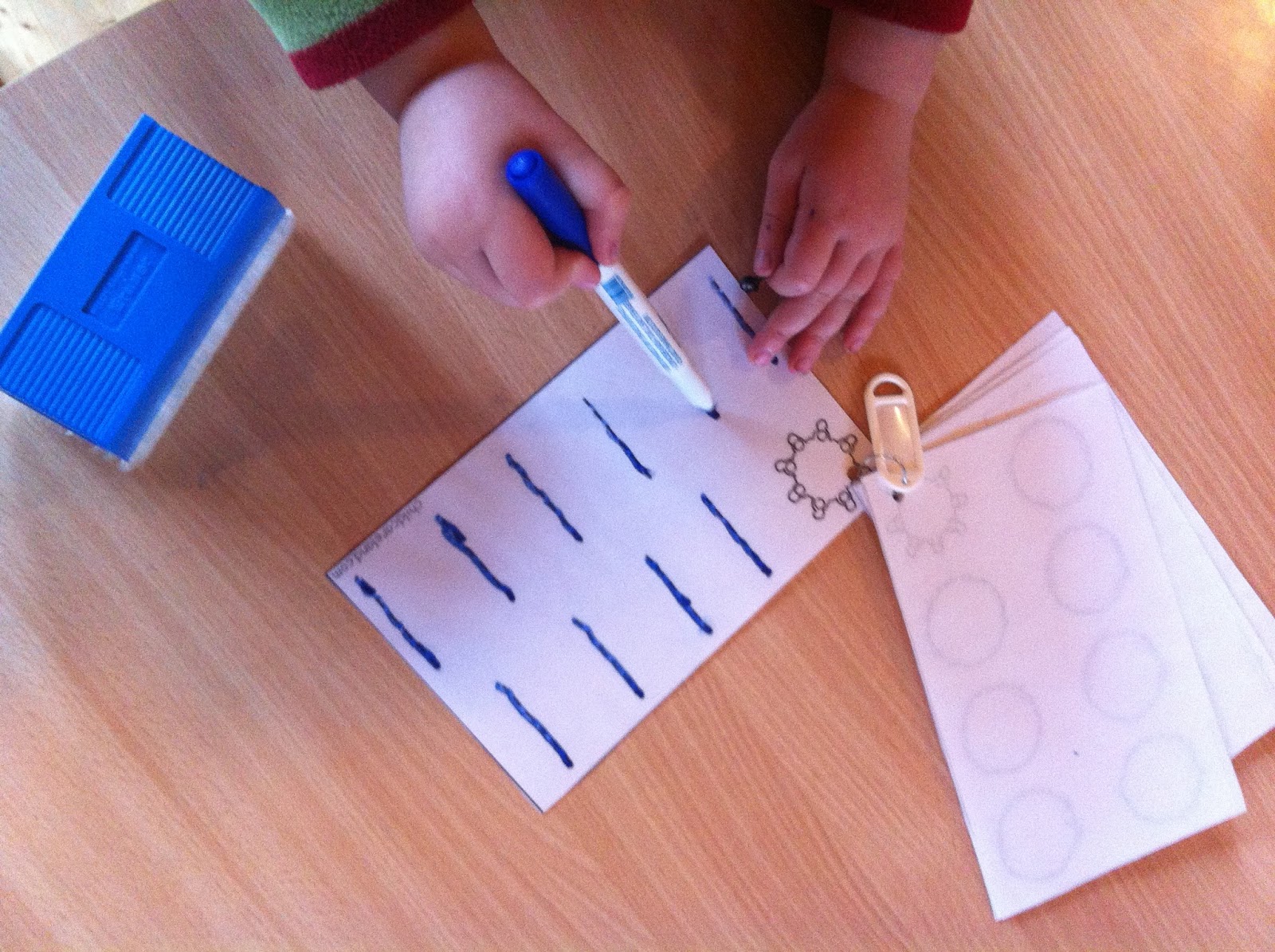 The Guilletos Playful Learning: Developmental fine motor skills