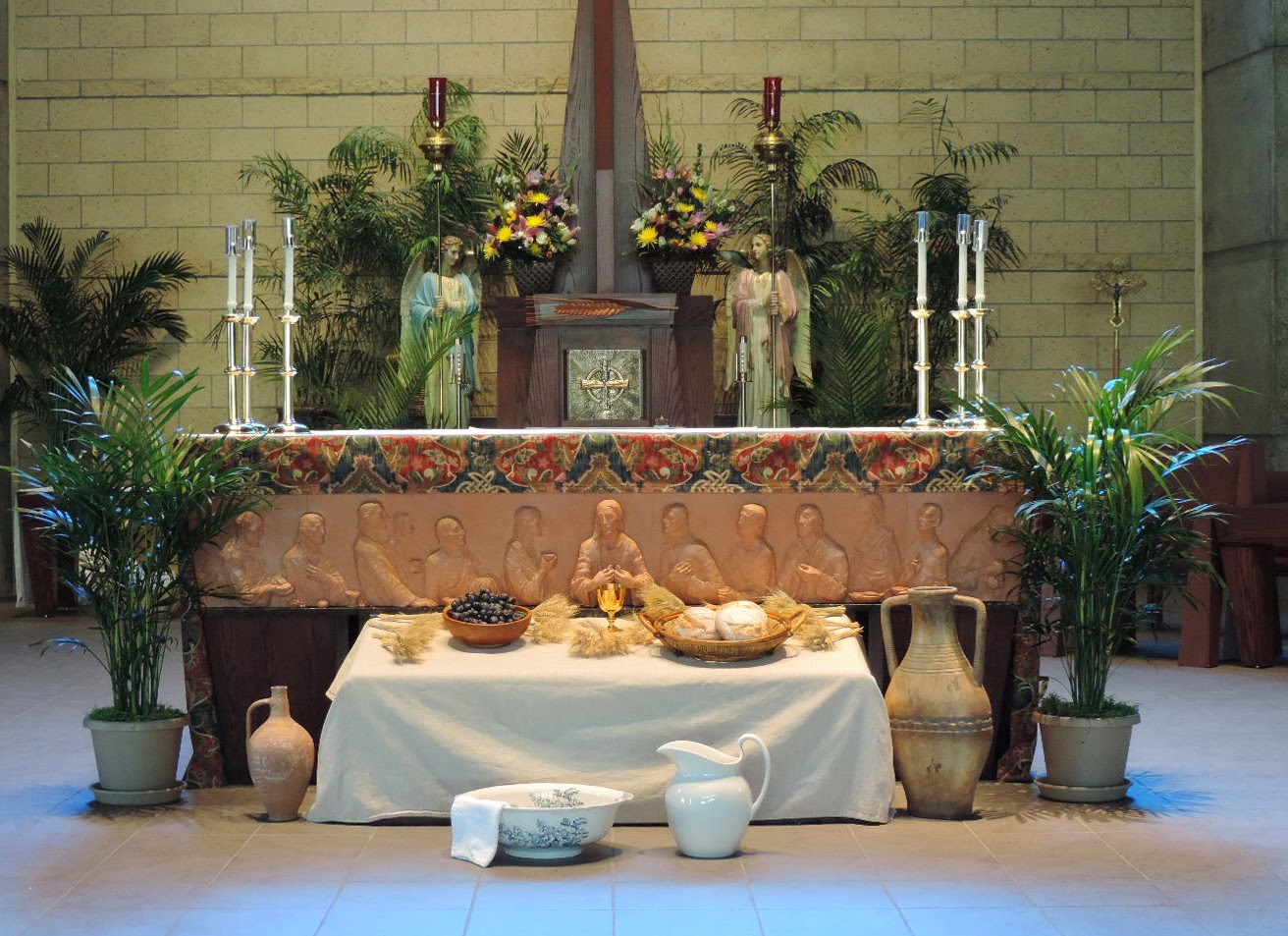 Father Julian's Blog: Reviewing Holy Thursday