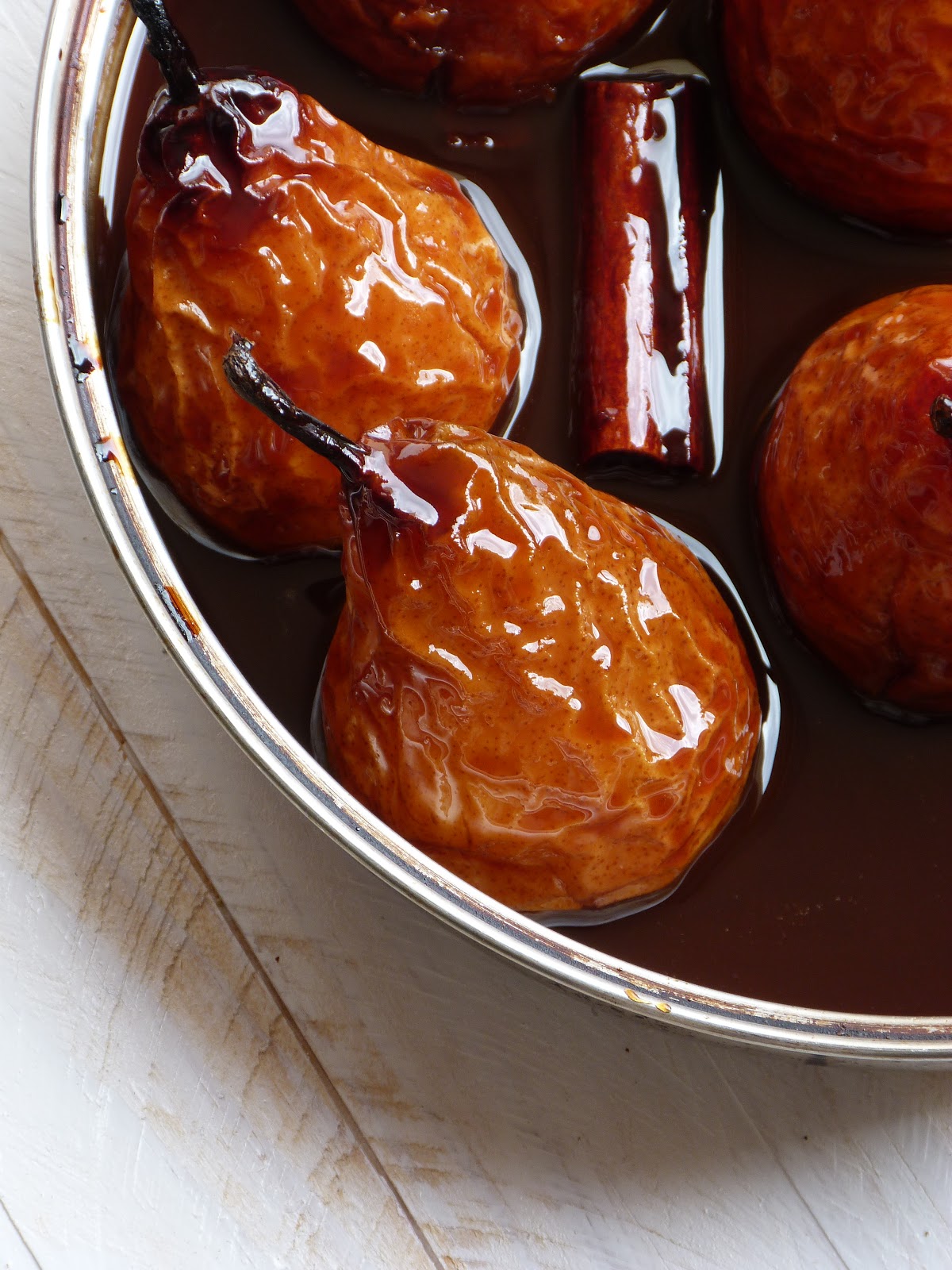 Chic, Chic, Chocolat: Poires cuites au sirop de Liège