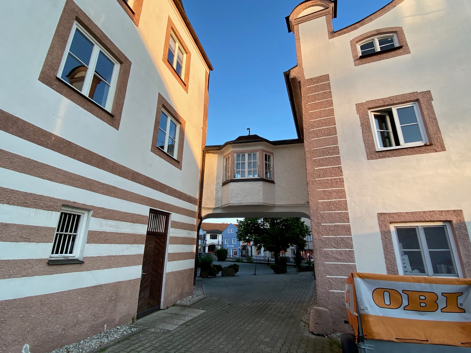 Travel Expeditions to Countries of the Planet Earth: Germany - Grafing