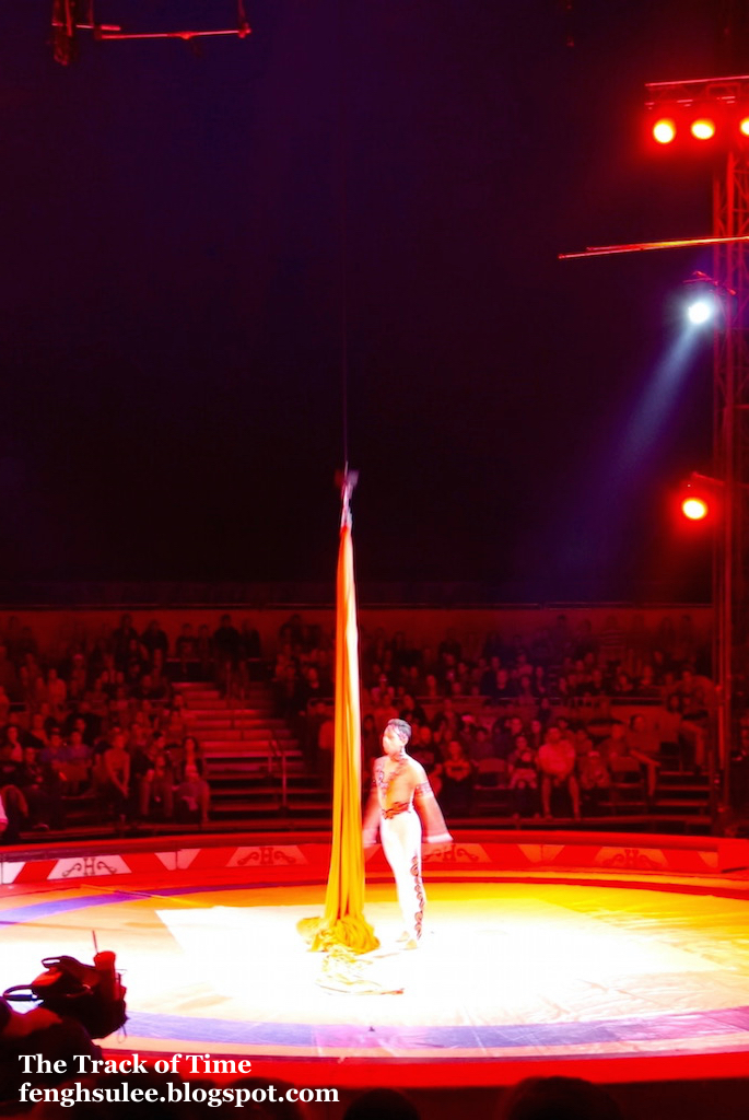 Big E 2015 - Circus Spectacular | The Track of Time