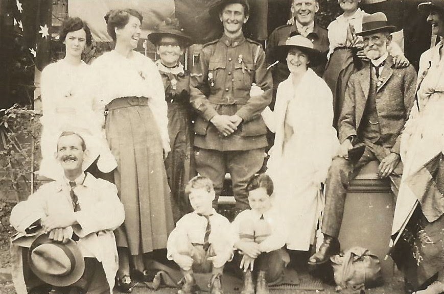 Letters from the trenches ...: A WW1 story that ended happily ever after