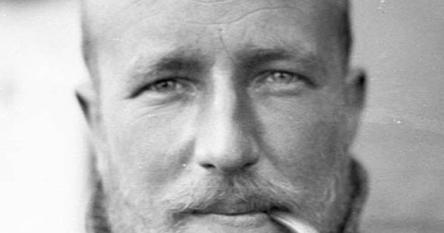 Famous Pipe Smokers: Robert Bage