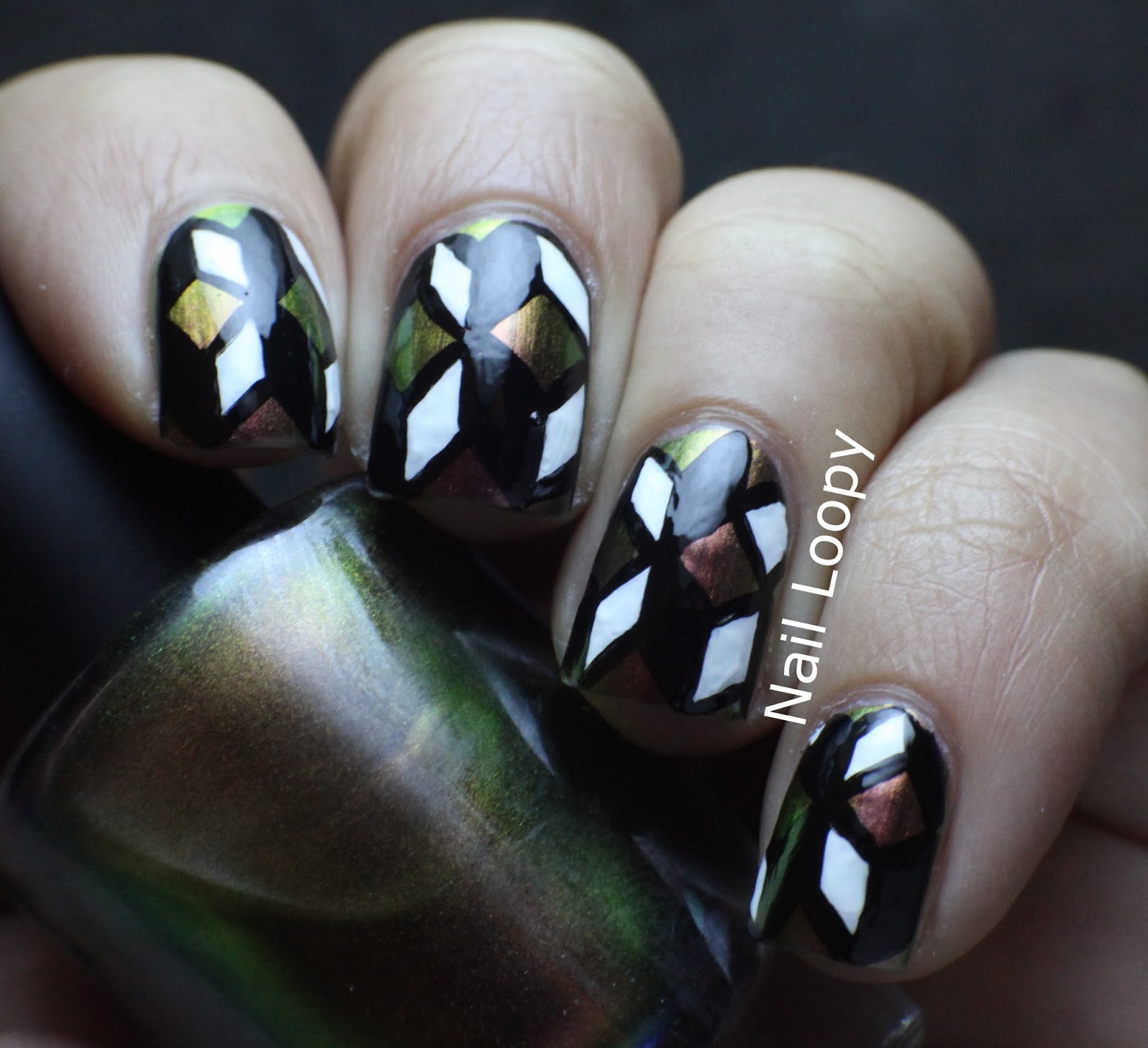 nail loopy: ILNP NOSTALGIA 3D CUBE NAIL ART