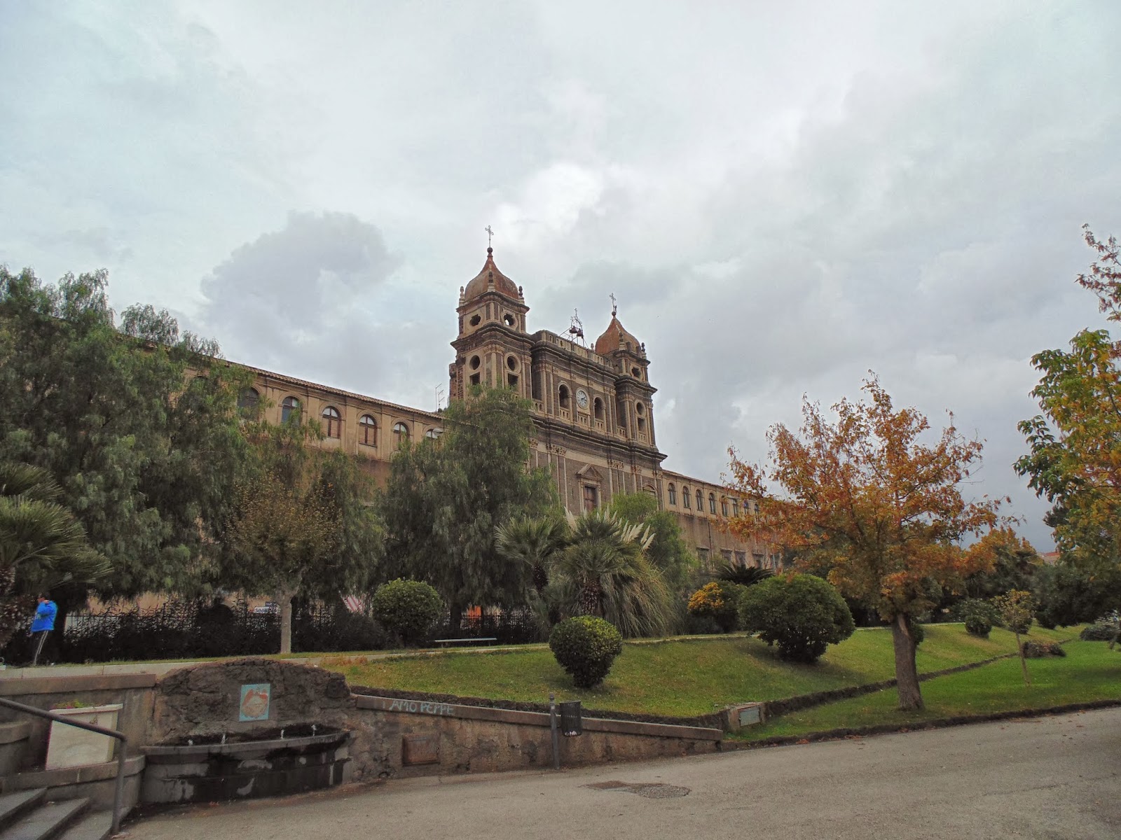 Trip to Adrano, Sicily | Life in Luxembourg